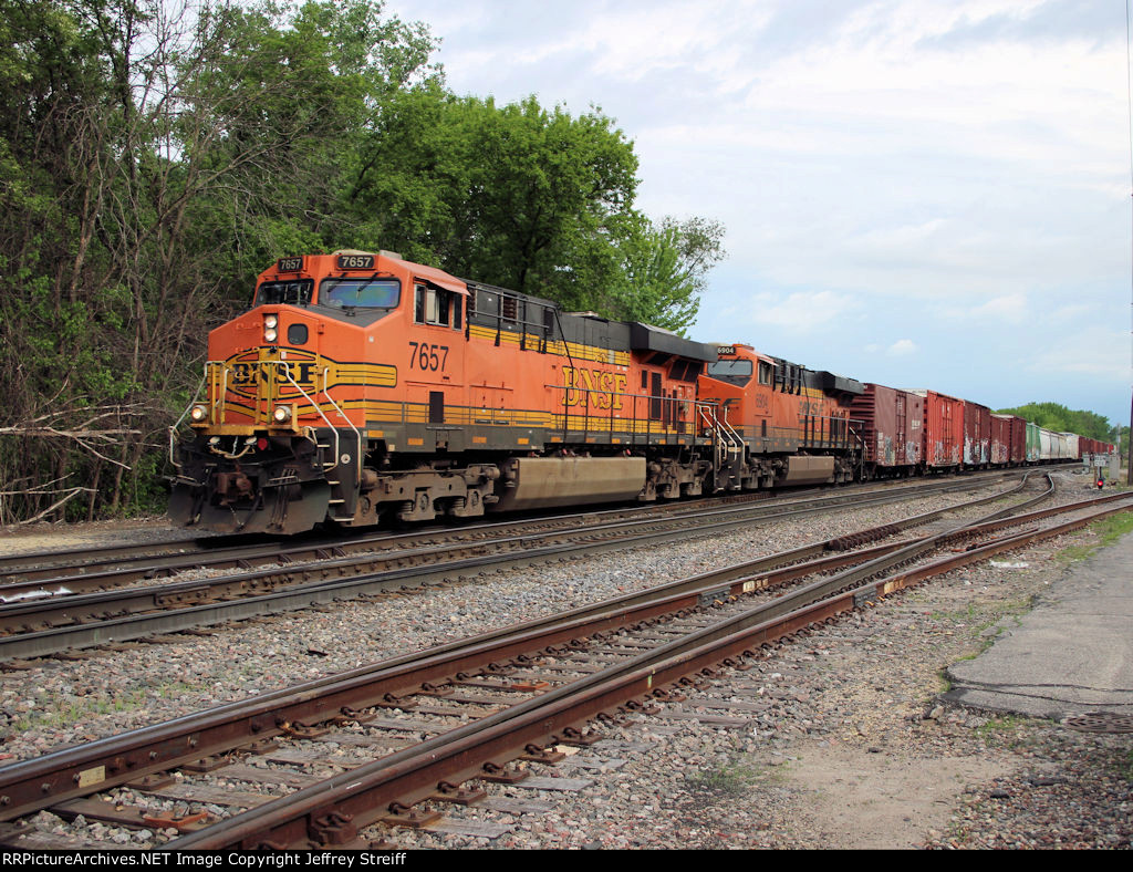 BNSF 7657